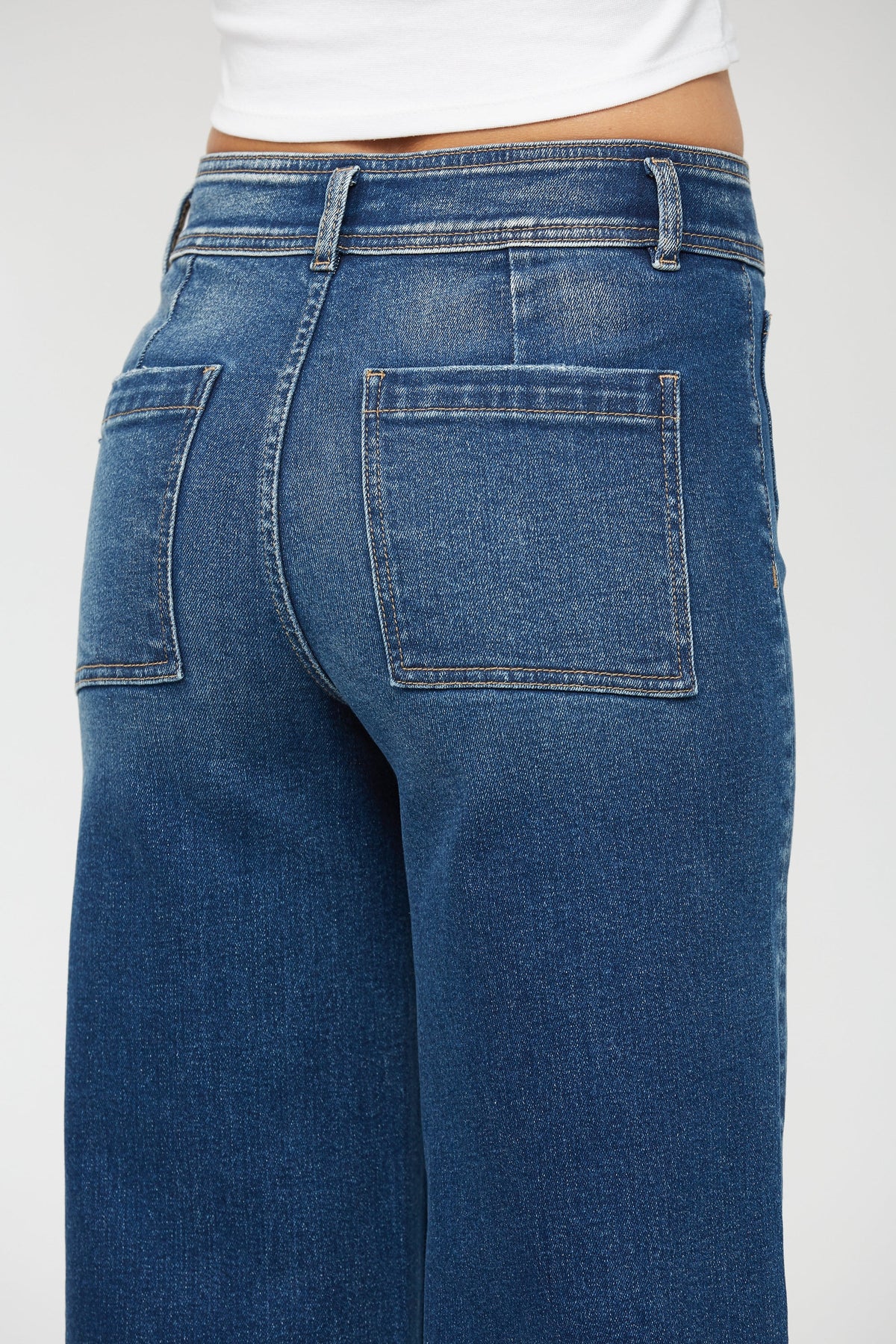 Mica Denim - Cropped Wide Leg With Front Pocket Jeans - MBE Mica Denim - Cropped Wide Leg With Front Pocket Jeans - MBE